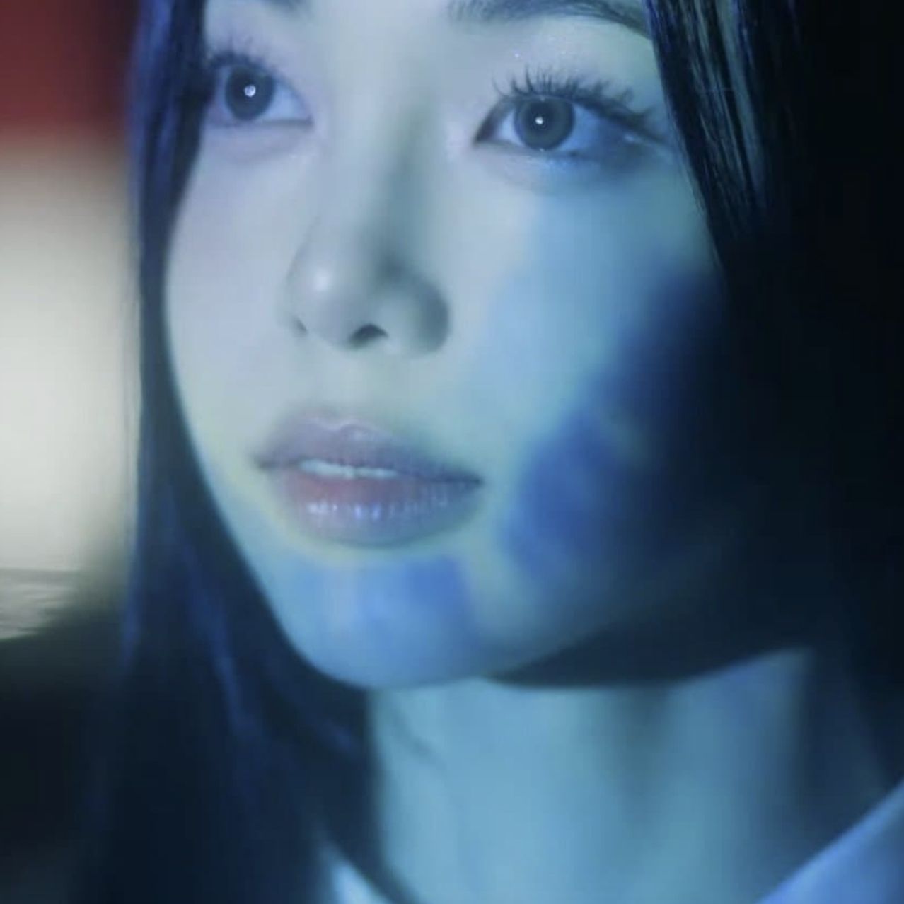 韓娛熱議-Hearts2 Hearts(SM 新人女團)中看起來是 SM主推的藍衣成員，2009 年生的Ian