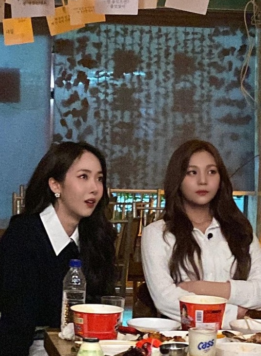 「98Line」愛豆們手拉手看《換乘戀愛2》！信飛哭爆、文彬重點居然是美食！XD